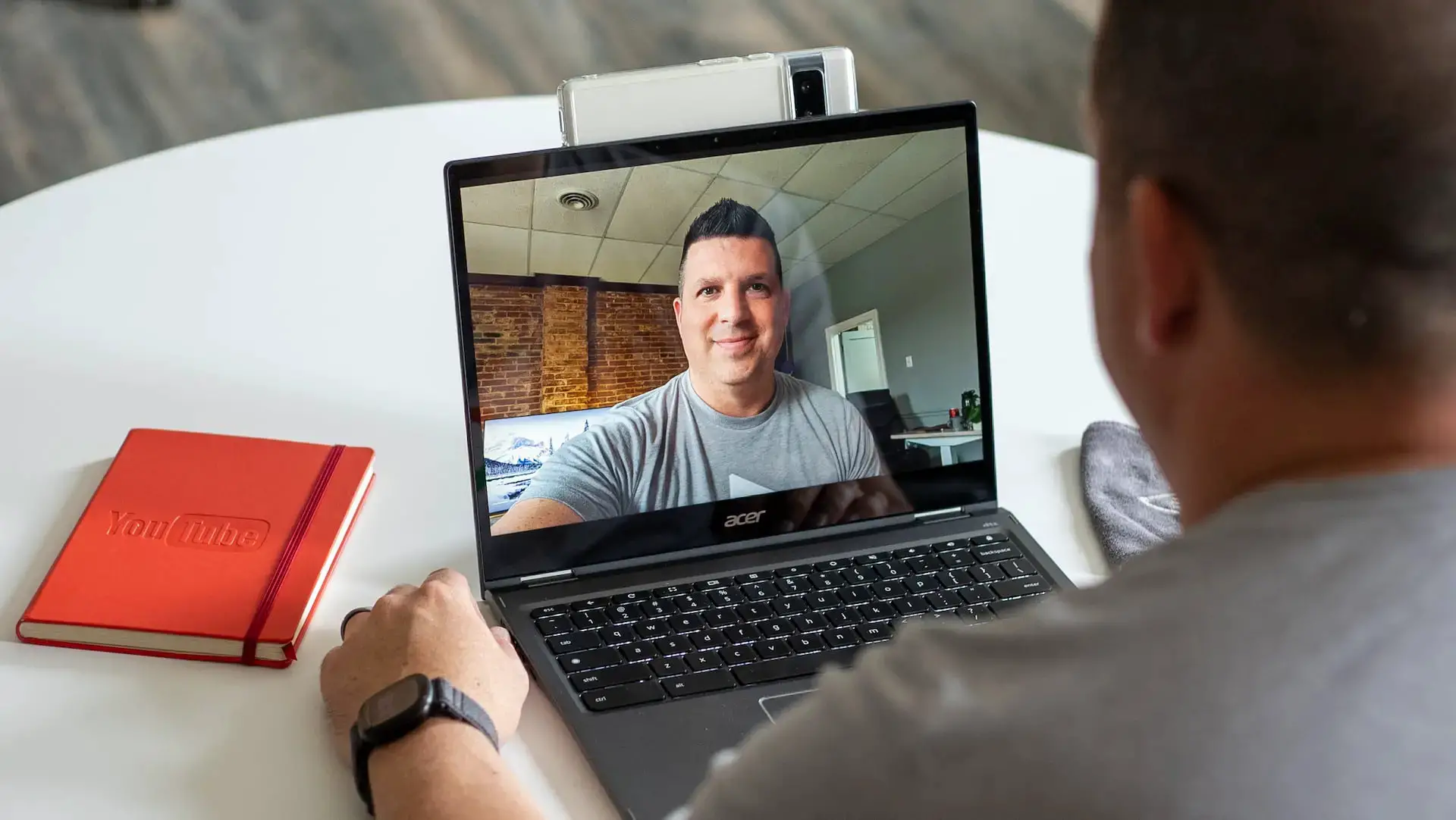 Android 14 peut introduire la possibilité d'utiliser votre téléphone comme webcam pour votre PC ...